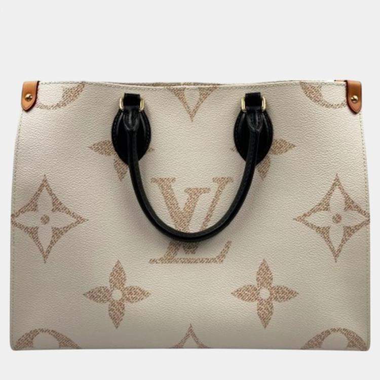 Louis Vuitton Beige PVC OnTheGo MM Tote Bag Louis Vuitton | The Luxury ...