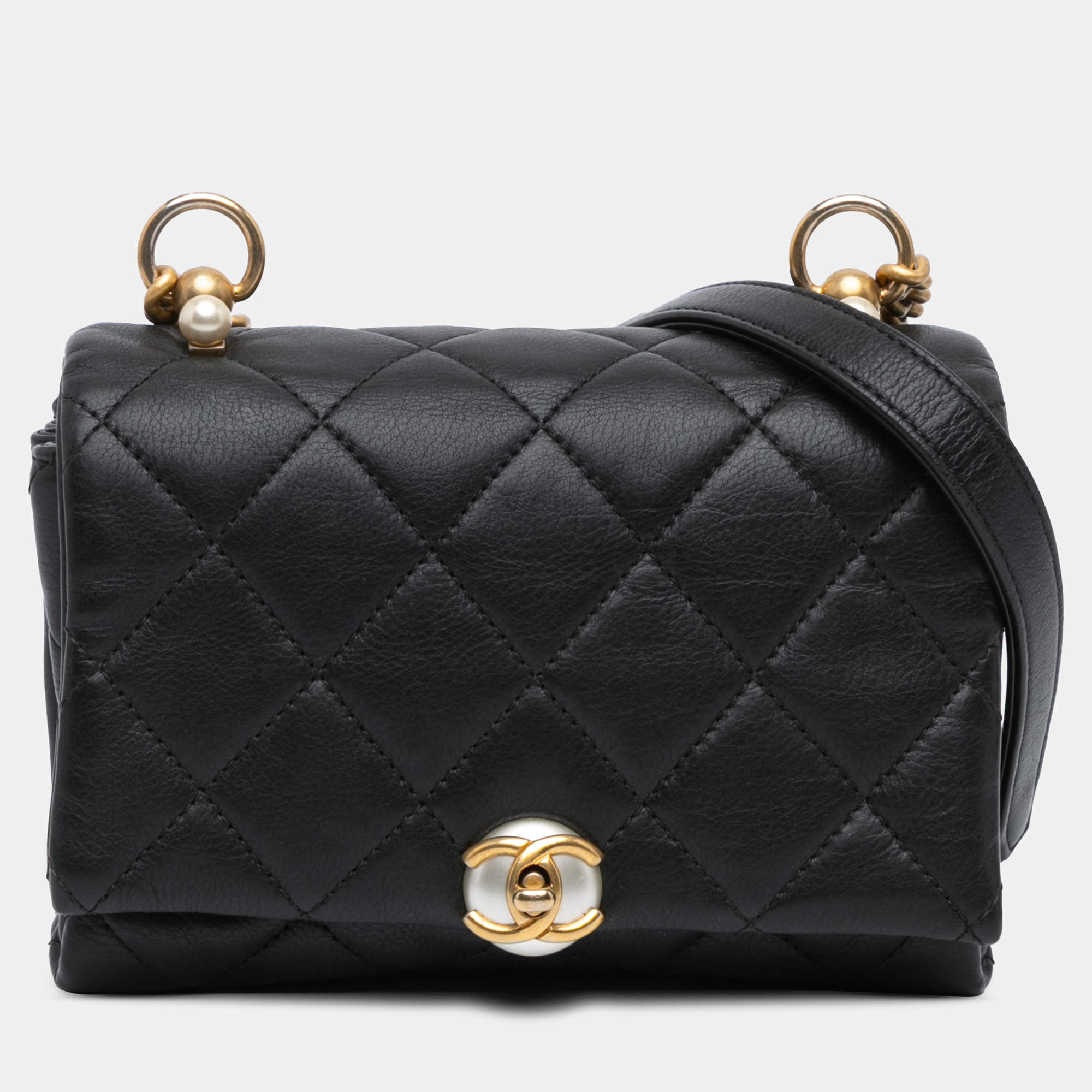 Chanel Black Mini Quilted Calfskin Pearl CC Accordion Flap Chanel | TLC US